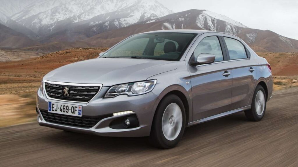 Richiamo: emissioni, motore della Peugeot 301 (2022).